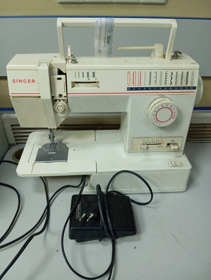 Швейна машина Singer 9020: купити б/у побутову техніку | Техноскарб